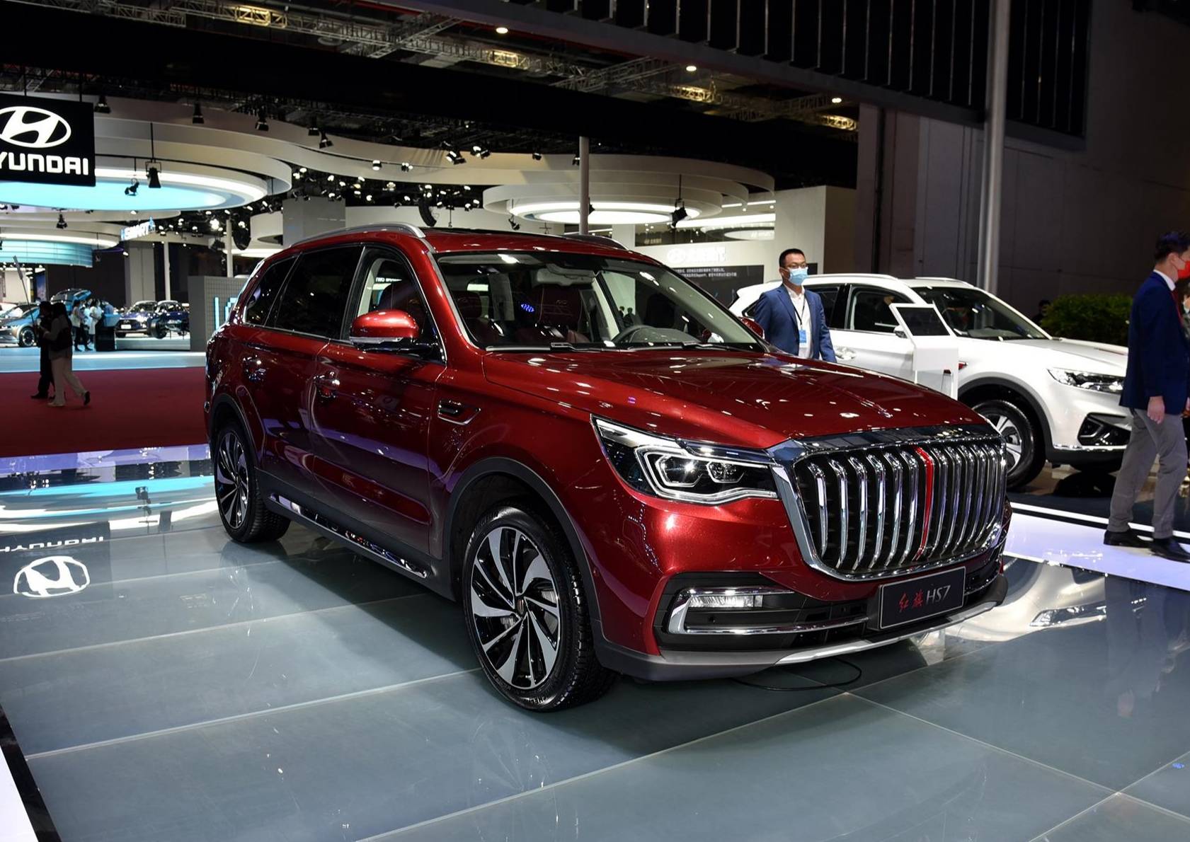 2023成都车展：全新红旗HS7正式上市- 买车网