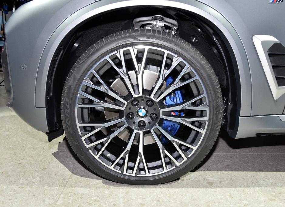 不管是2.0T还是3.0T，新宝马X5虽然不便宜但依然很热销- 买车网