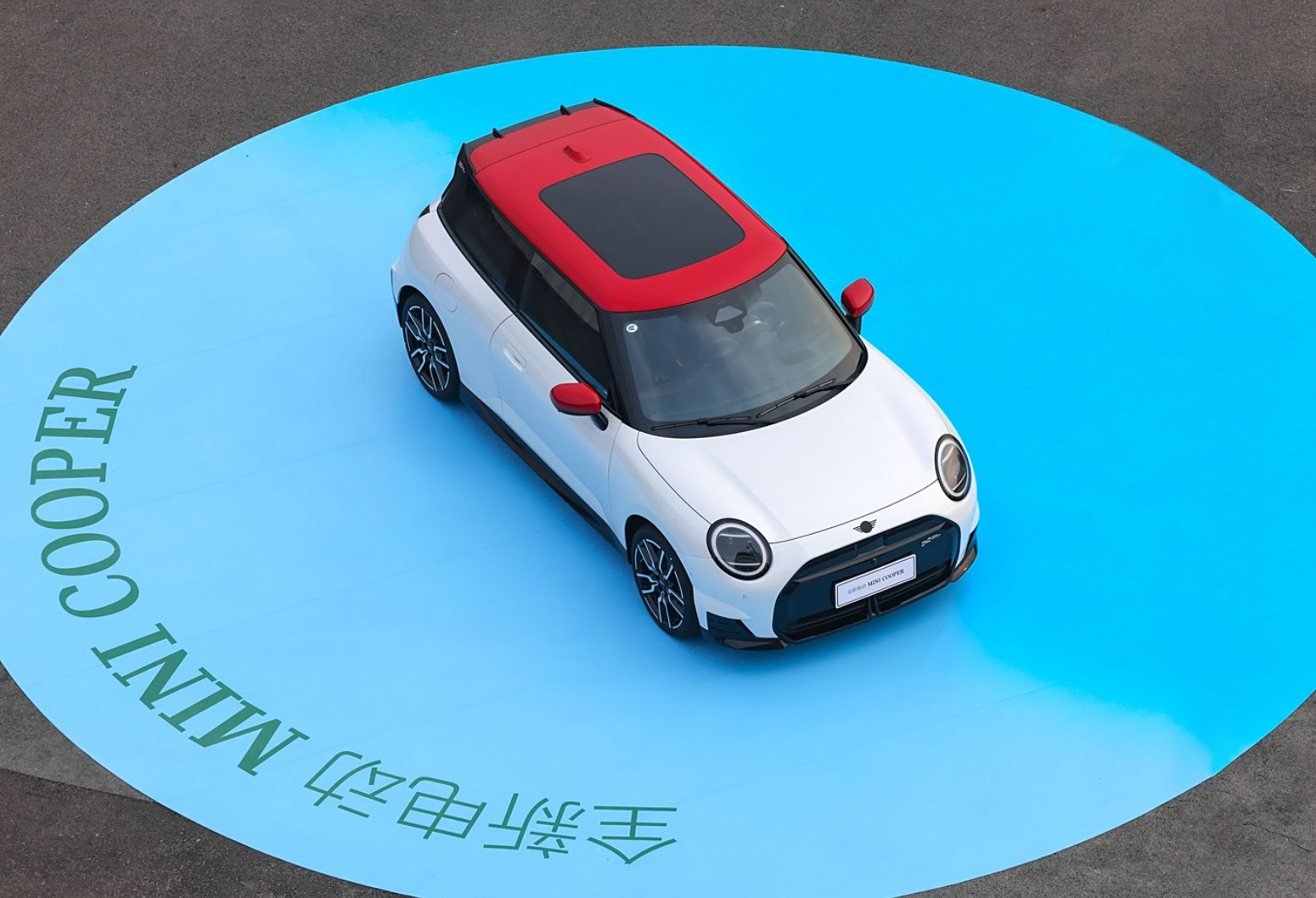 电动MINI COOPER：顶配版够个性，艺术家比经典派划算全文- 买车网